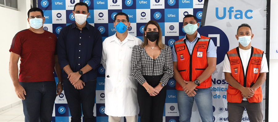 Projeto da Ufac doa 800 kg de álcool em gel a entidades parceiras ...