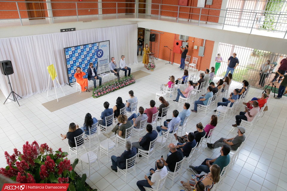 Bloco de pós-graduação é inaugurado no campus-sede da Ufac ...